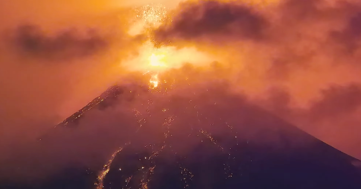 Guatemala, Eruzione del vulcano Fuego: evacuate oltre 500 persone ...