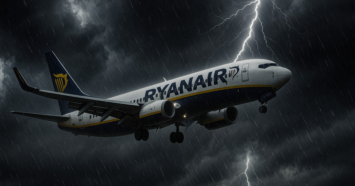 Panico sul volo Ryanair, Boeing 737 Max costretto al rientro per ...