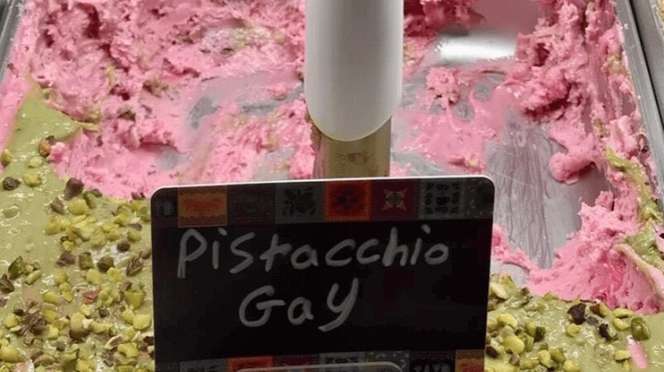 Catania, gelateria lancia il “pistacchio gay”: scoppia la polemica ...