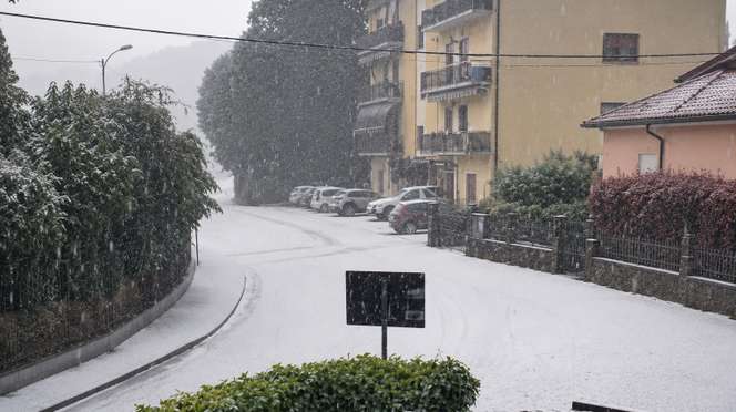 Maltempo Lombardia, chiusa la SS38 dello Stelvio a Bormio - Newsroom Italia