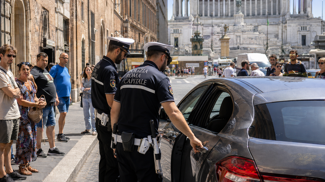 Liquidi fino a due litri nei bagagli a mano, via libera europeo: ecco ...
