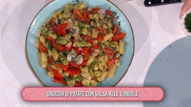 È Sempre Mezzogiorno del 27 Maggio – Gnocchi di patate con salsa alle ...